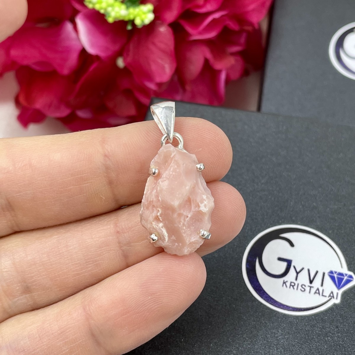 Pakabukas su rausvuoju andų opalu, 3,4 gr. – GYVI KRISTALAI